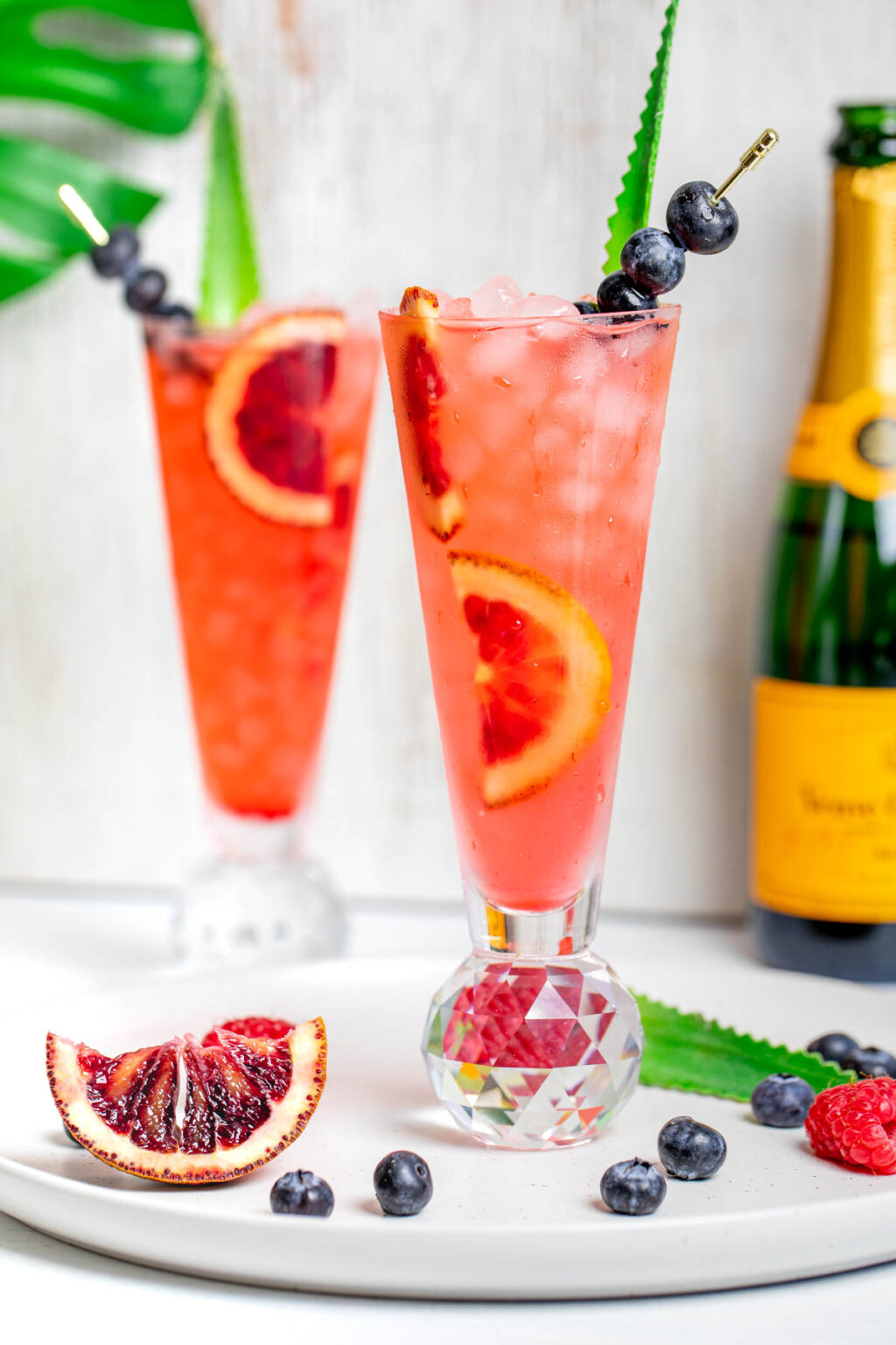 Blueberry Champagne Cocktail - Mixop