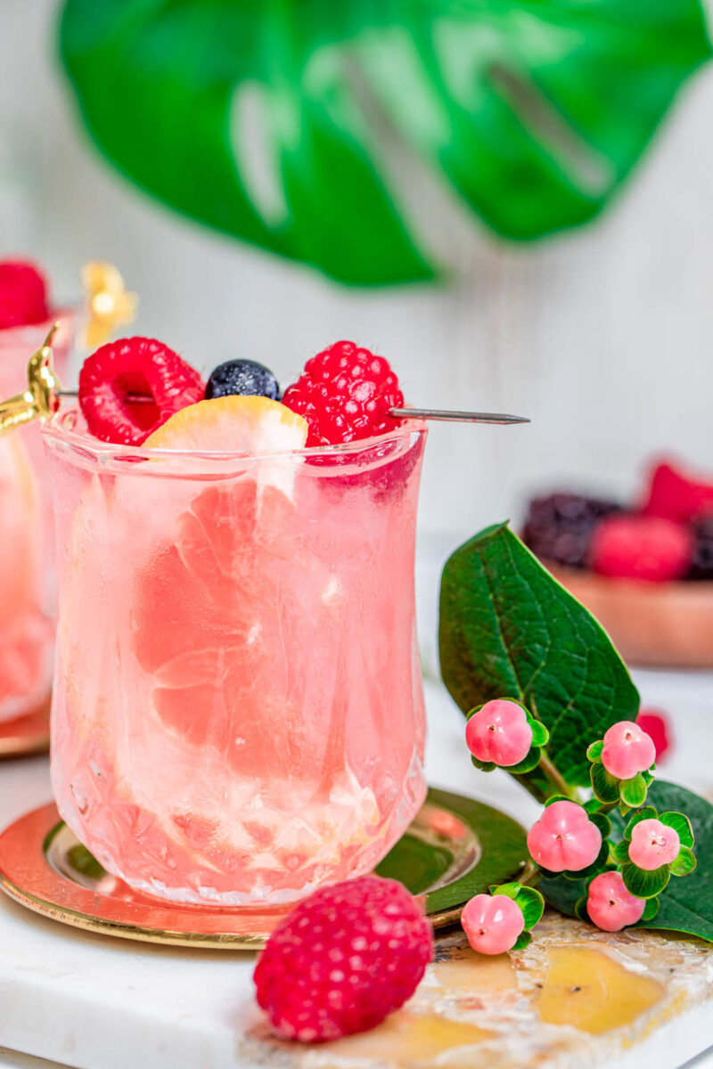 Ruby Red Raspberry Cocktail - Mixop