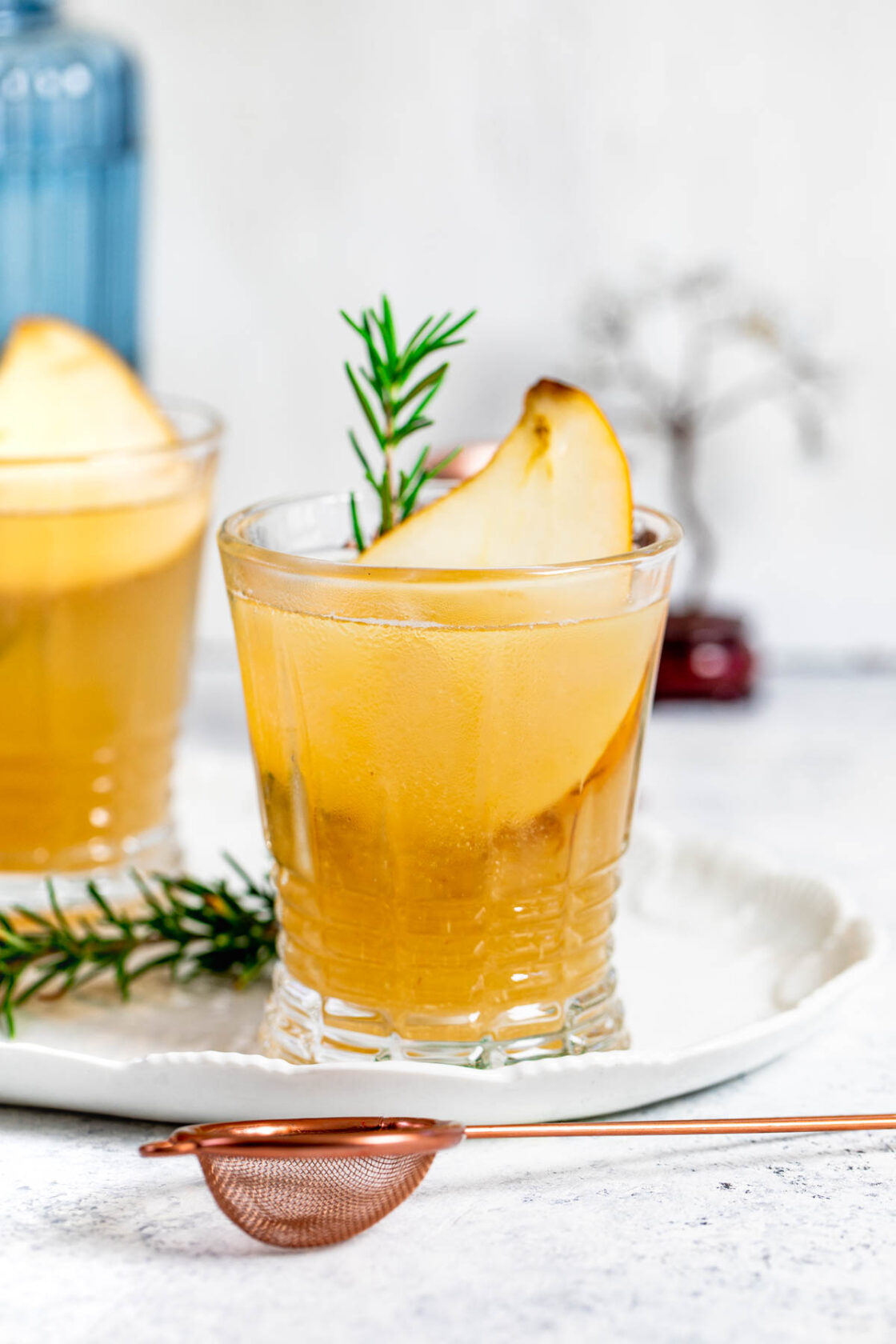 Pear Gin Cocktail - Mixop
