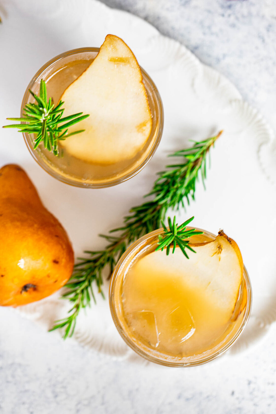 Pear Gin Cocktail - Mixop