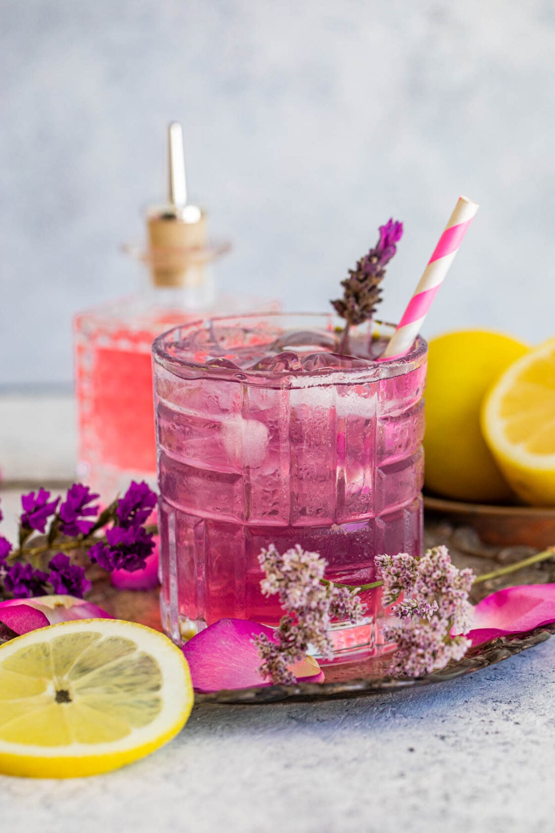 Lavender Cocktail - Mixop